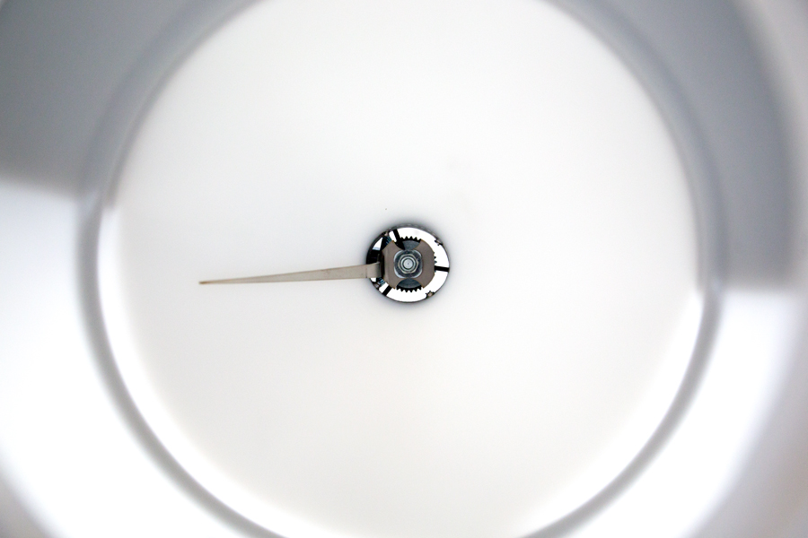 FreeFlo Dry Inoculator - Planting | Lundell Plastics